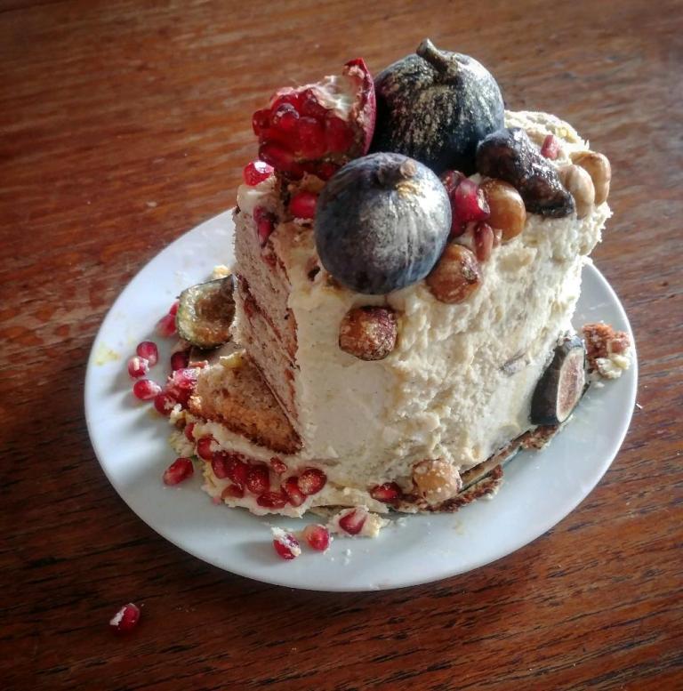 A Luscious Autumn Fertility Cake for Sxip and Coco’s Wedding- Hazelnut ...